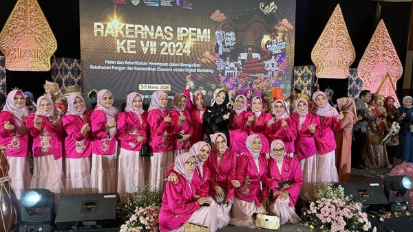 IPEMI aims to strengthen the role and contribution of Muslim women ...