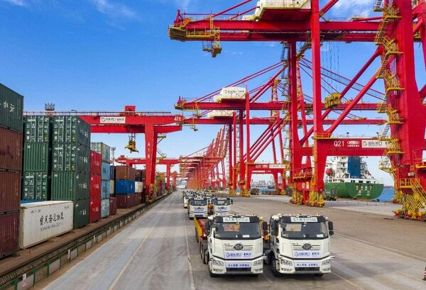 China accelerates construction of intelligent ports